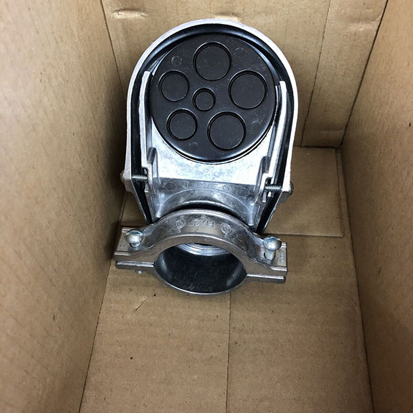 ENTRANCE CAP ( WEATHER HEAD ) THREADED TYPE